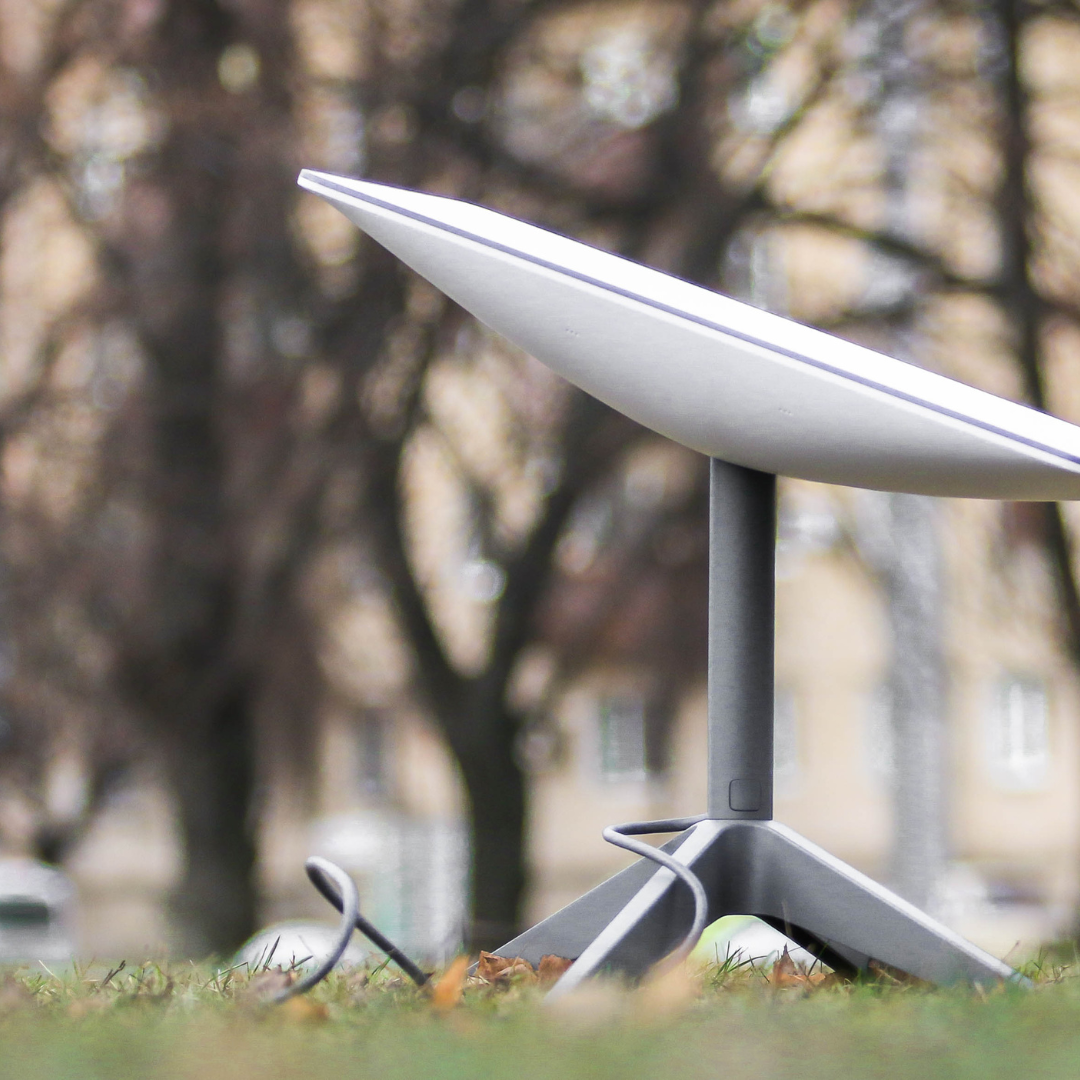 Four applications for public Internet using Starlink with Guest Intern
